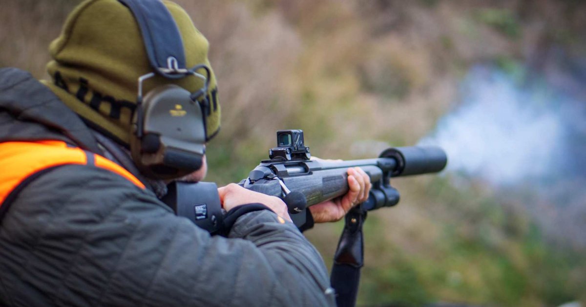 Aimpoint introduces the COA R red dot for hunting rifles and expands ...