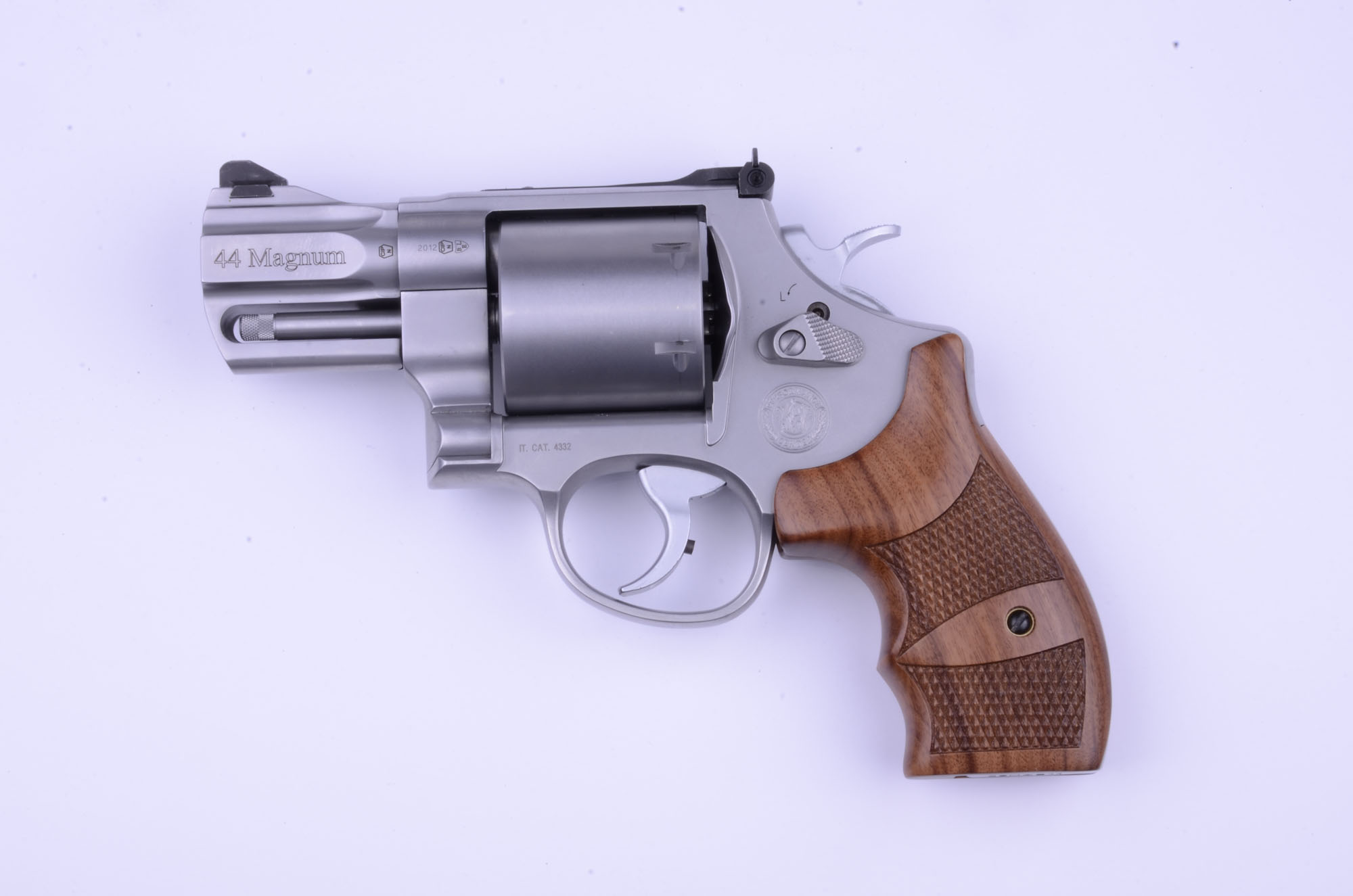 44 Magnum Snub Nose Smith And Wesson